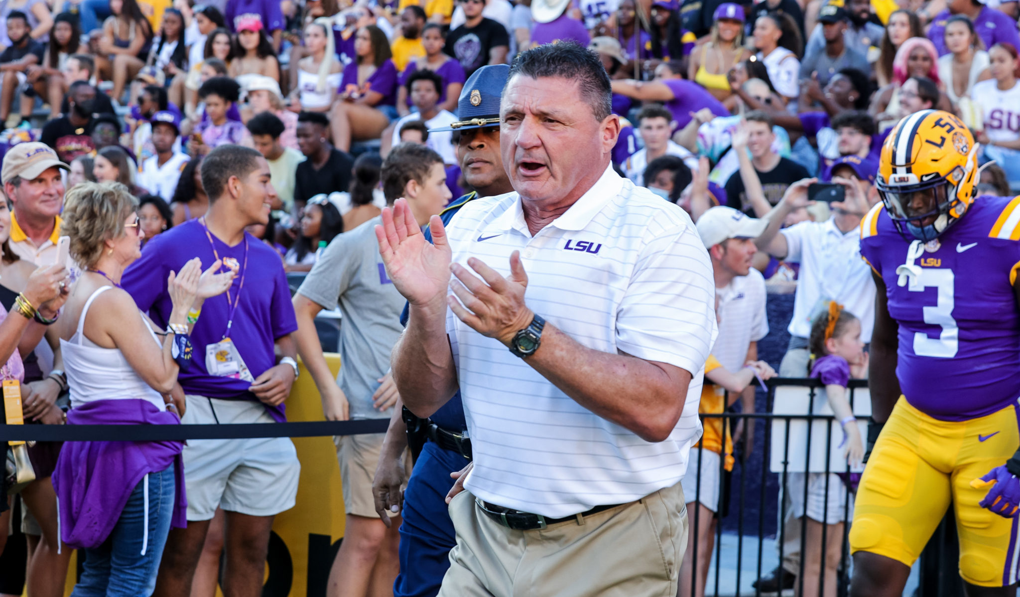 Ed Orgeron says LSU needs an improved running game, full Tiger Stadium ...