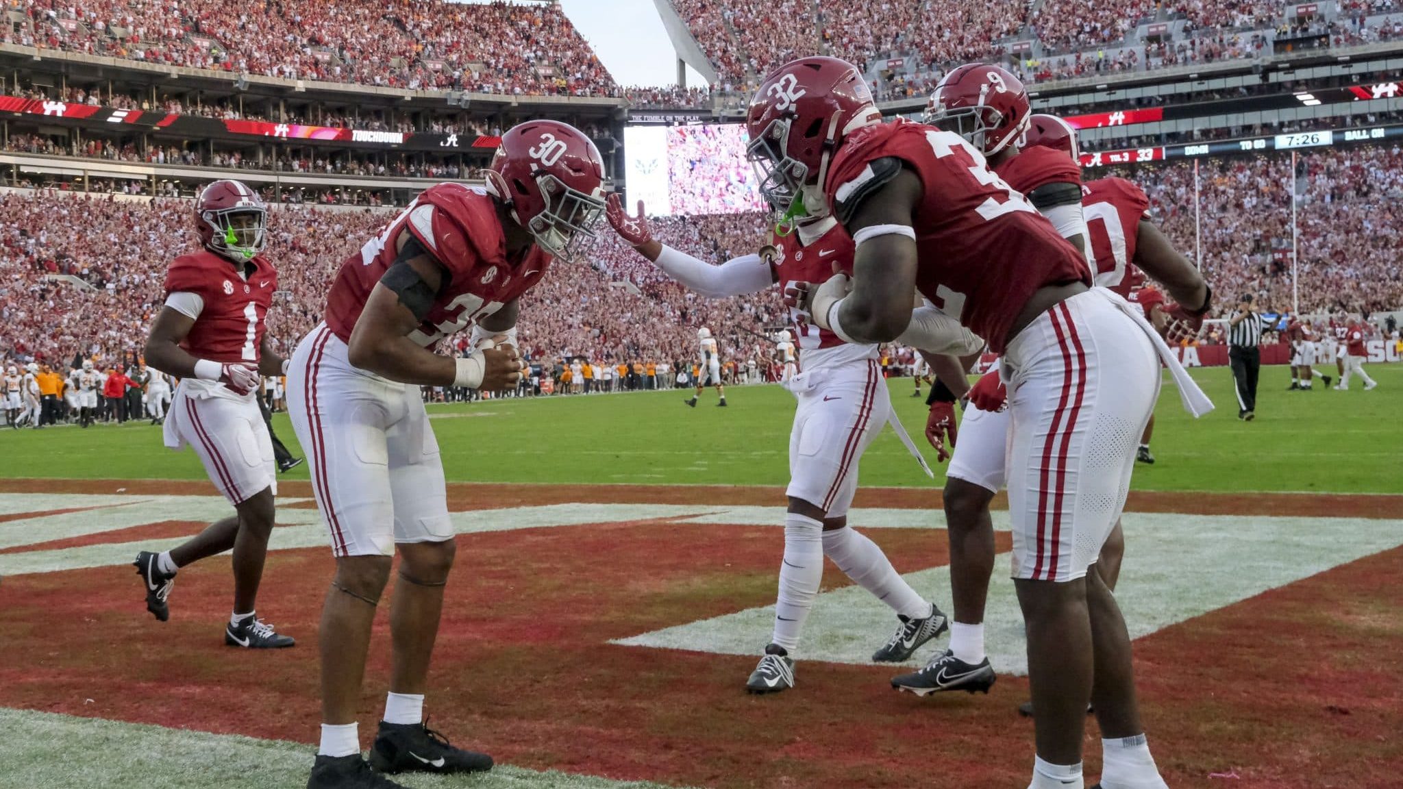 SEC lands 6 teams in latest ESPN power rankings after Week 8