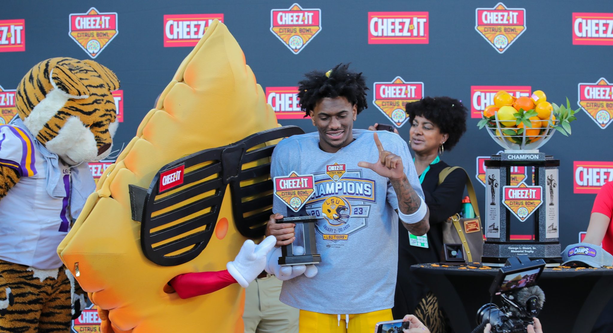 Ranking and predicting every SEC bowl game